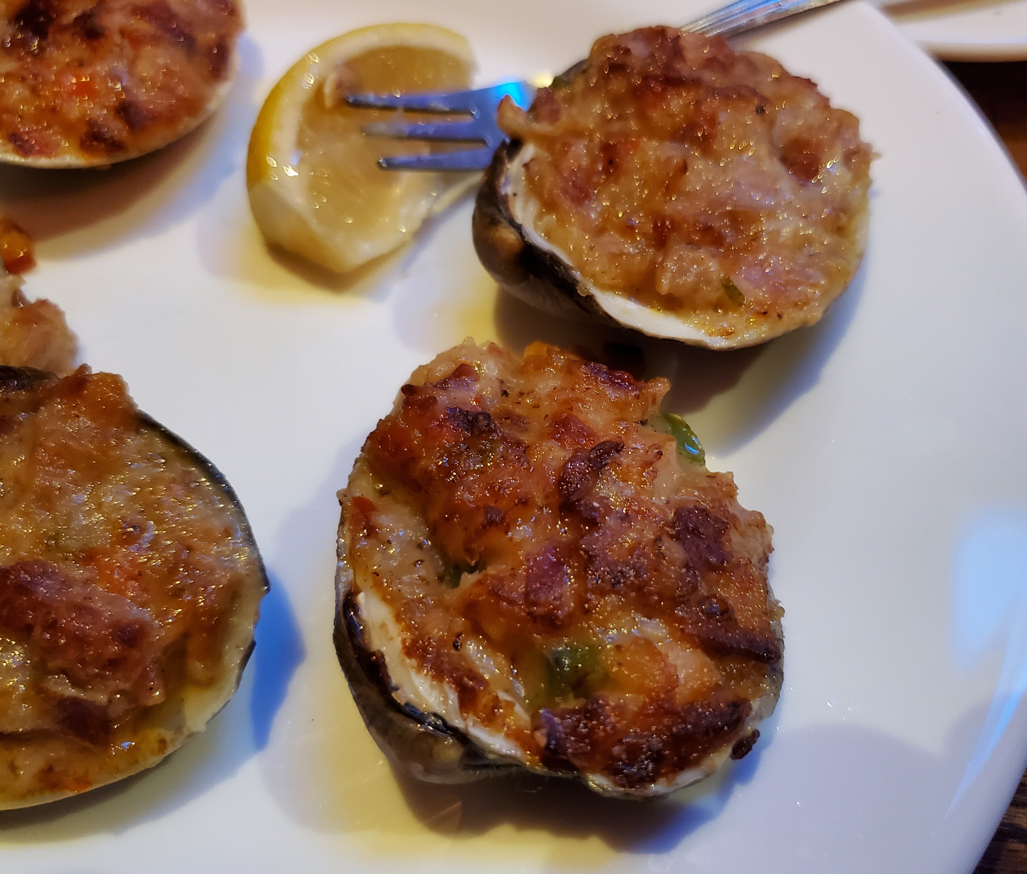 Returning to The Original Clam Tavern – BZ Maestro Eats