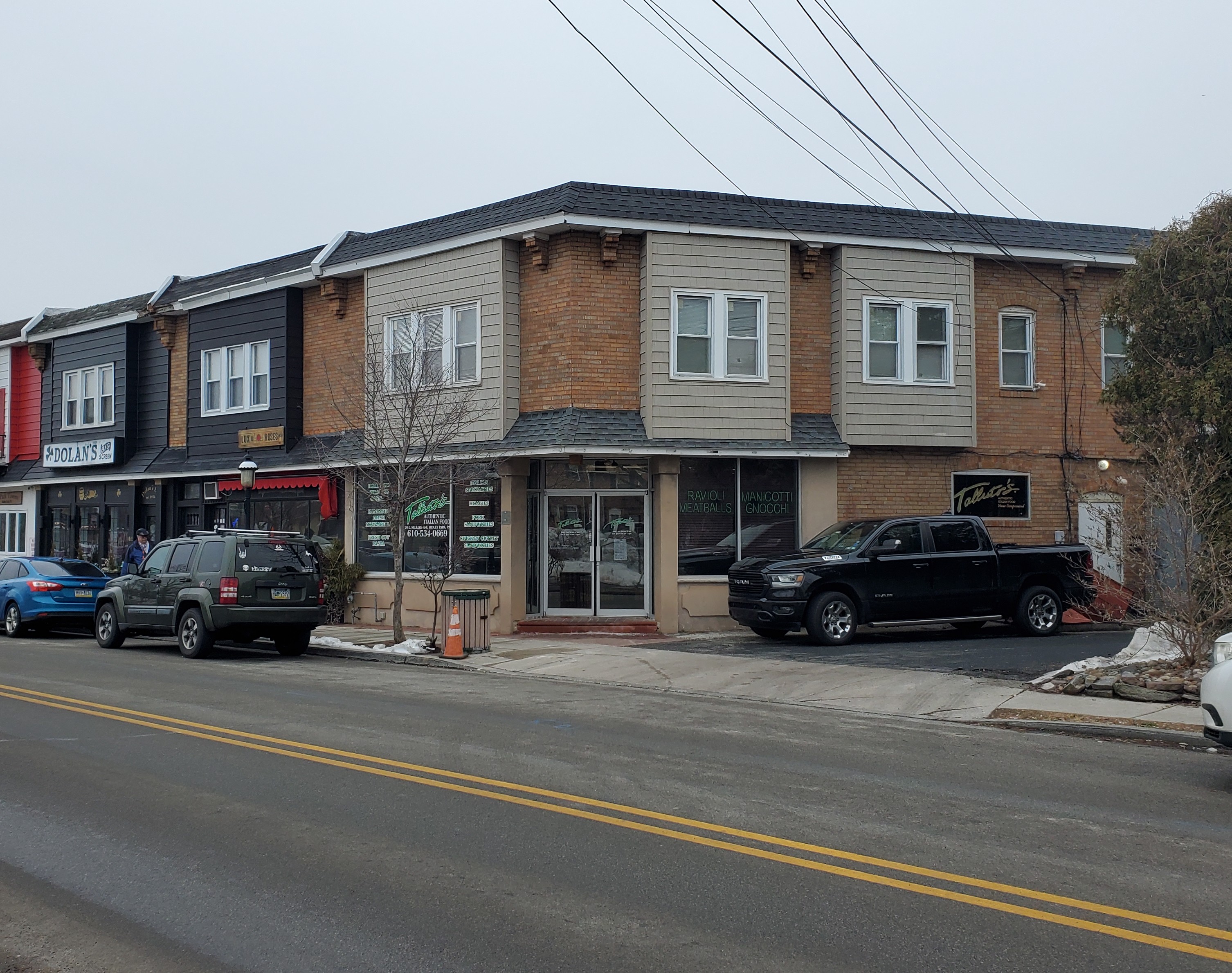 Enjoying a Rare Hoagie from a Delco Italian Deli – BZ Maestro Eats